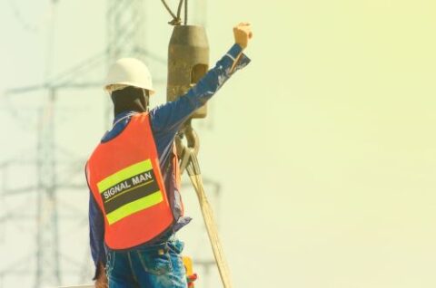 What Does a Crane Signal Person Do? | Crane Signal Certification